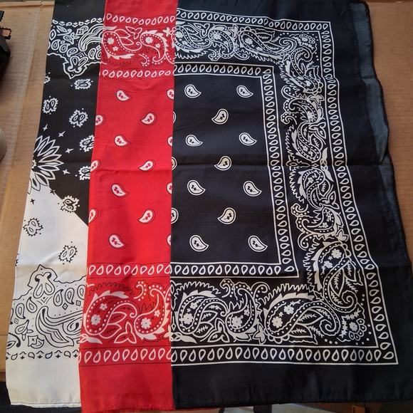 Unbranded | Accessories | Stylish Black And Red Paisley Bandanas Set Of ...
